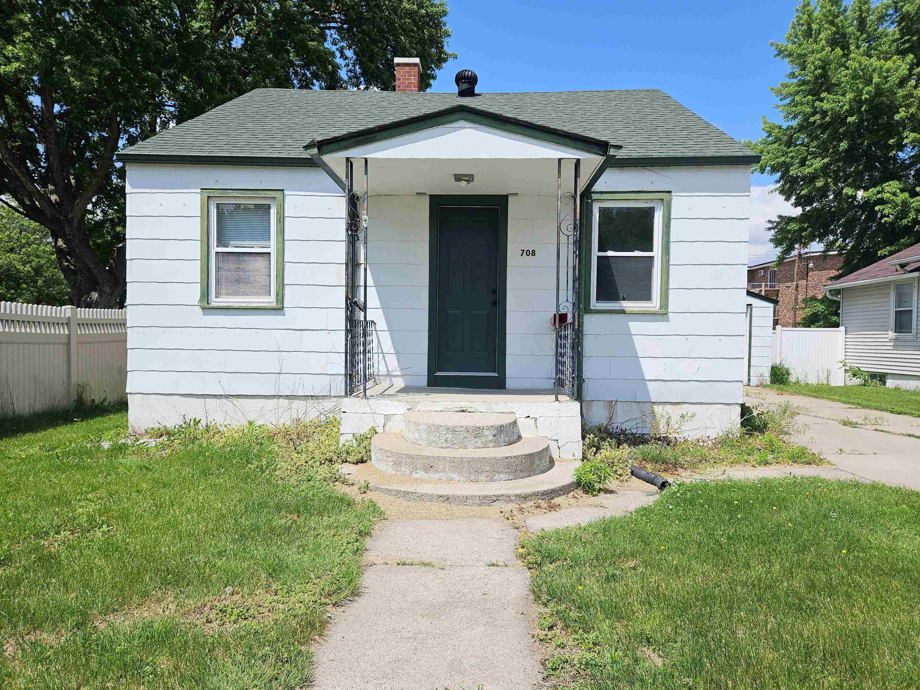 708 W Walnut Ave , Norfolk, NE 68700 - (MLS#240350) | Nebraska Realty