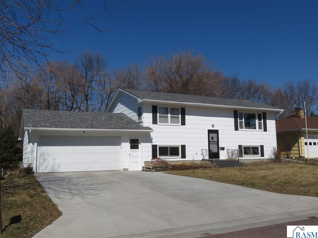 116 Rita Road, Mankato, MN 56001 | $219,900 | Single Family | Sold