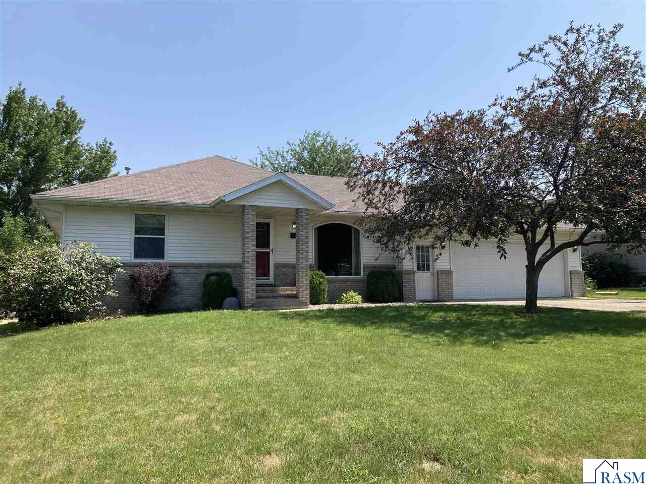 50 Winnebago Circle, St. Clair, MN 56080 | $274,000 | Single Family | Sold