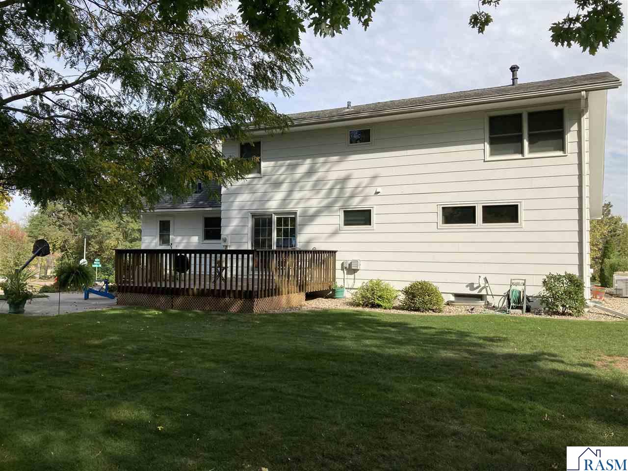 848 N 9th Street, St. Peter, MN 56082 | $339,000 | Single Family | Sold