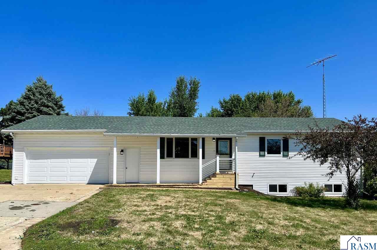 113 NE 8th Street, Byron, MN 55920 | $349,900 | Single Family | Active