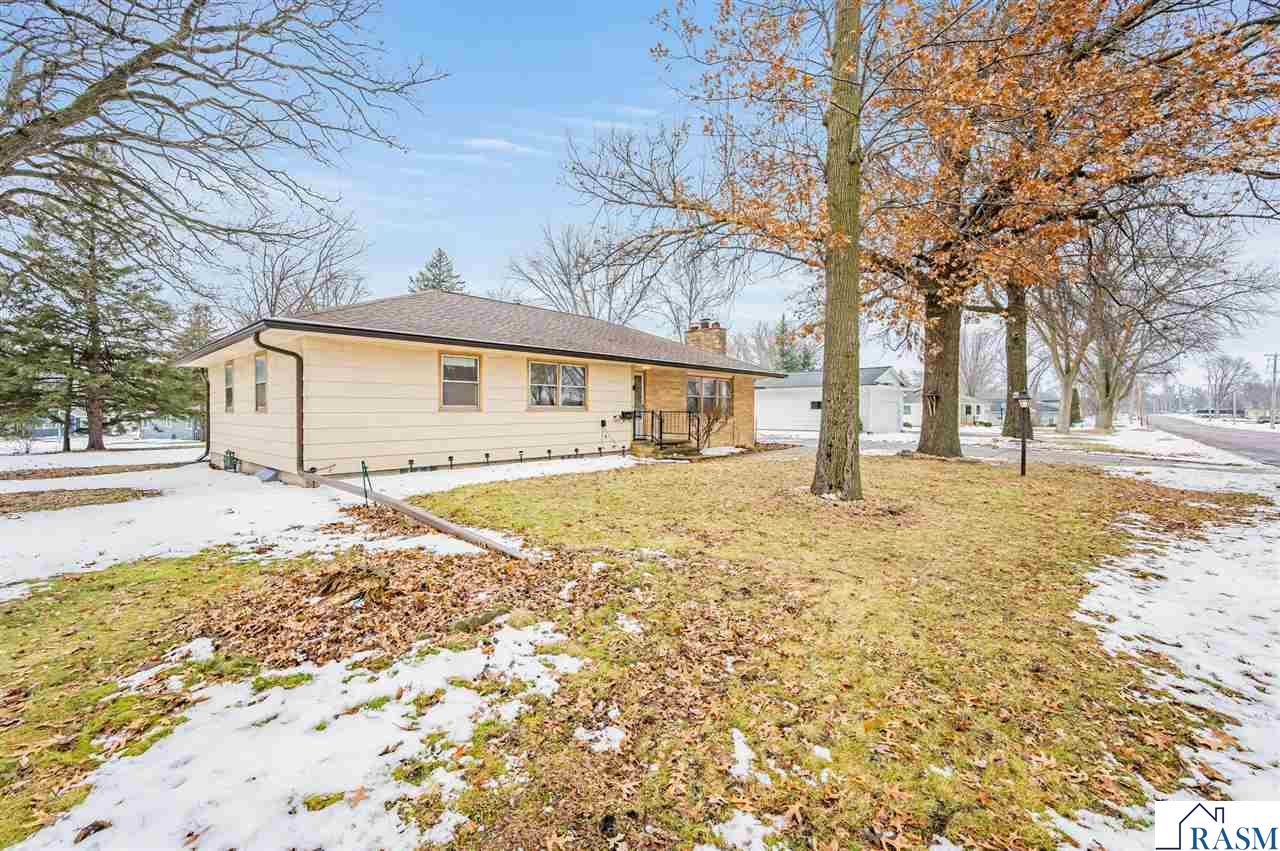1228 S Ramsey Street, Blue Earth, MN 56013 | $189,900 | Single Family ...