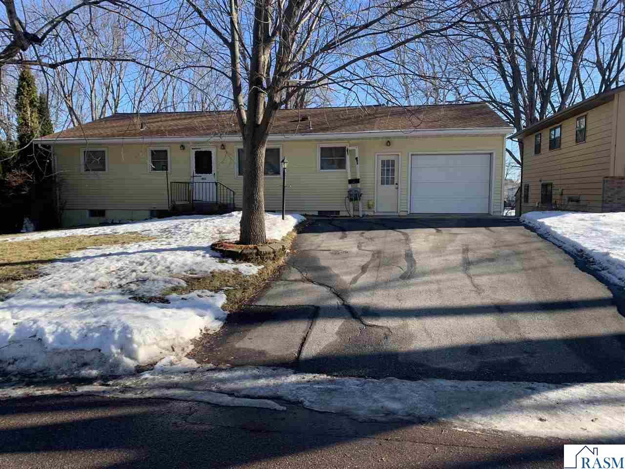 205 Lakeview Drive, Eagle Lake, MN 56024 | $260,000 | Single Family ...