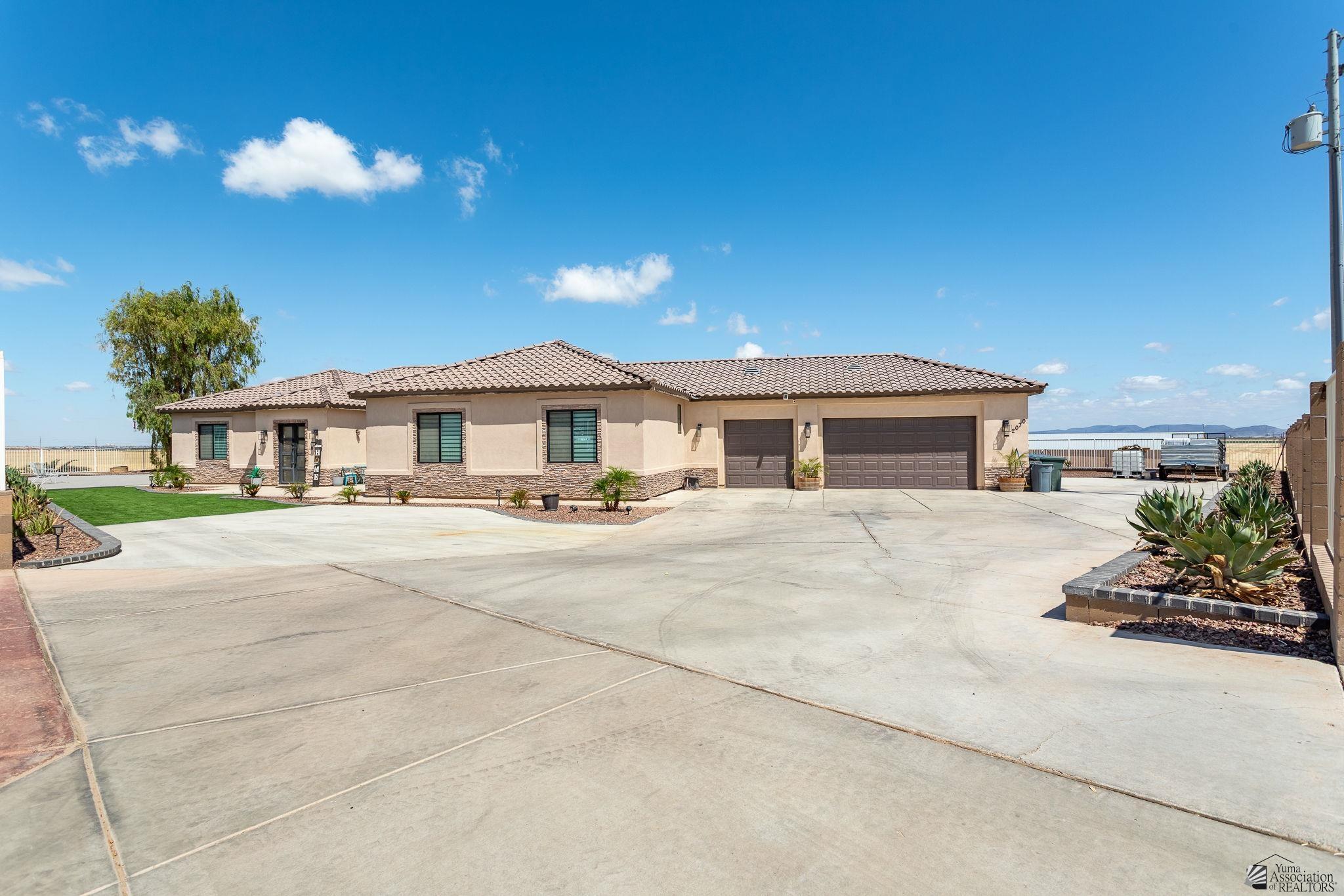 2070 S ARABY RD, YUMA, AZ 85365 | Jill Estes